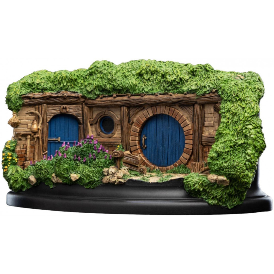 The Hobbit - 33 Lakeside Hobbit Hole Diorama | Mr Toys Toyworld