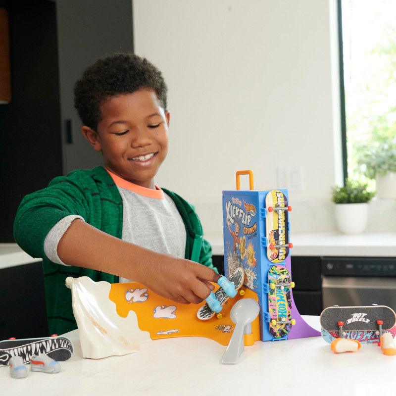 Hot Wheels Skate Tony Hawk Cereal Skate Bowl (S24 Media