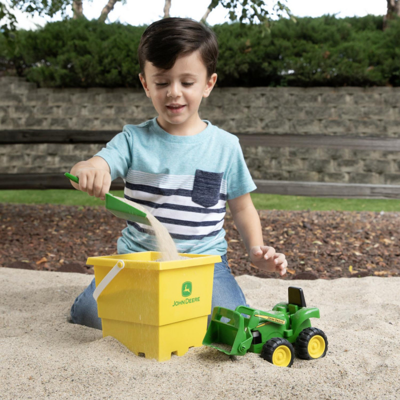 15cm Sand Pit Bucket Set: Green Tractor With Yellow Square