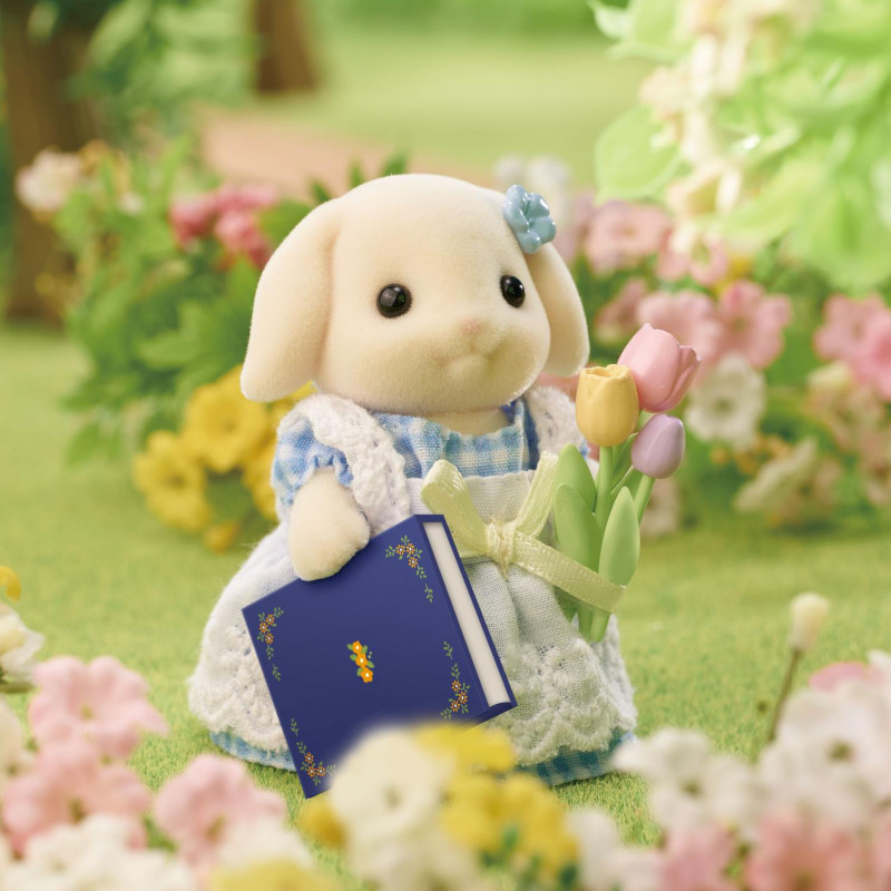 Sylvanian Families - Flora Rabbit Family - Afterpay