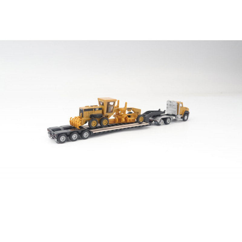 Dm 1:87 Cat Ct660 Cab Tractor & Lowboy With Grader