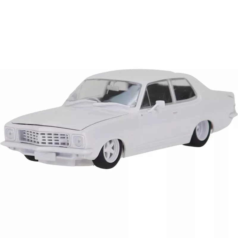 1:24 Plastic Kit LJ Torana V8 Custom Sealed Body Opening