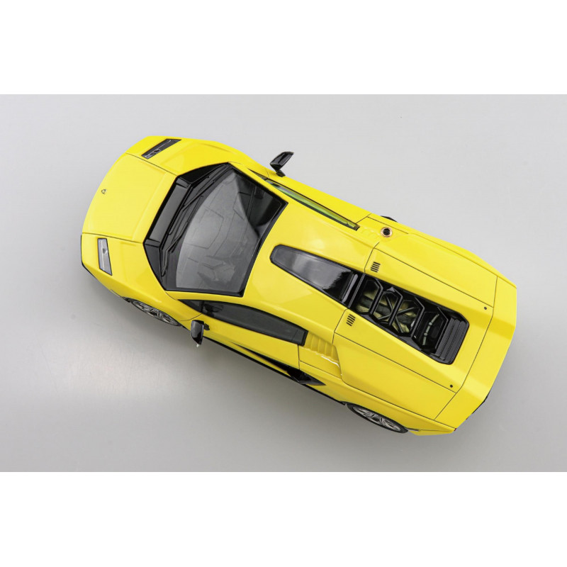 1/32 Lamborghini Countach Lpi 800-4 (Yellow) - Afterpay