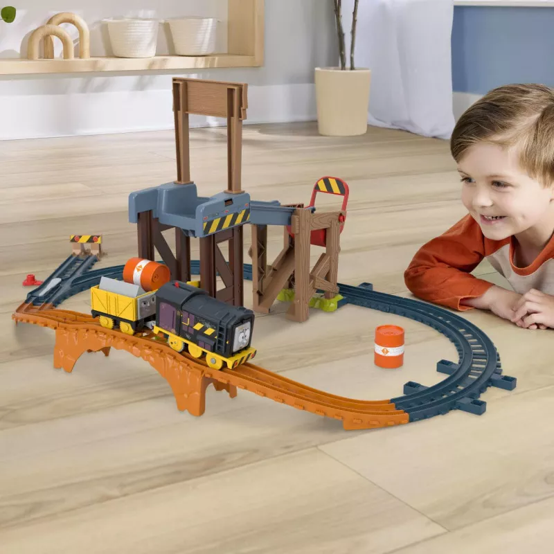 Thomas And Friends Motorized Diesel Construction Set